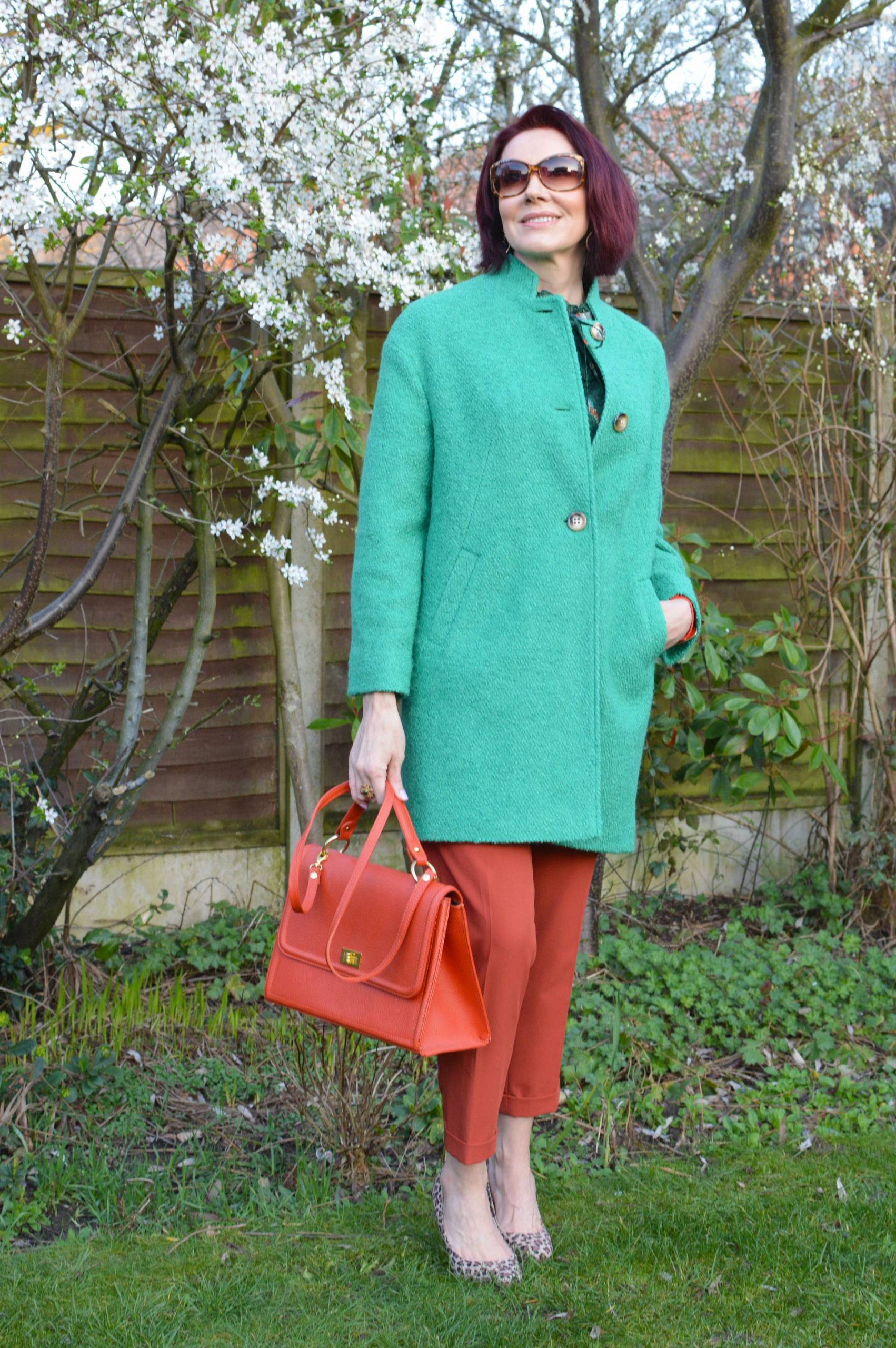 How We Style Seven Shades Of Green StylishMonday Link Up Style Splash