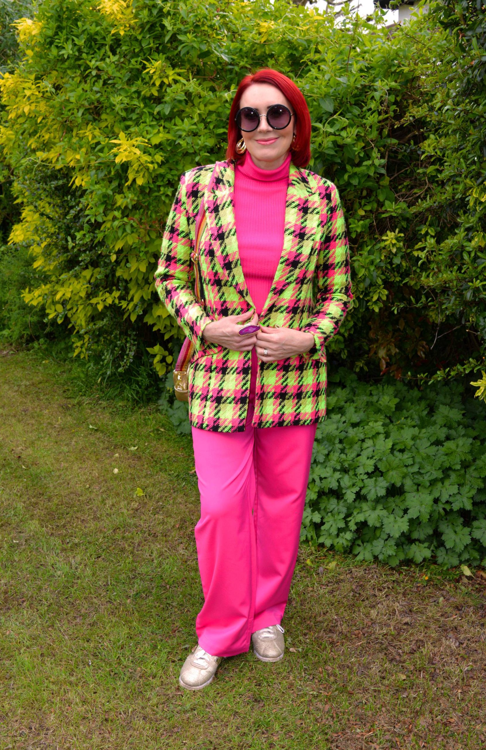 Neon Check Blazer + Style With a Smile Link Up - Style Splash